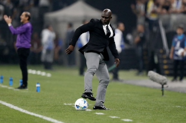 DESLUMBRÓ SIR Second Alexander Castle y la Libertadores le DEDICÓ UN ...